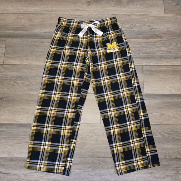 Sideline | Intimates & Sleepwear | U Of M Michigan Wolverines Plaid ...